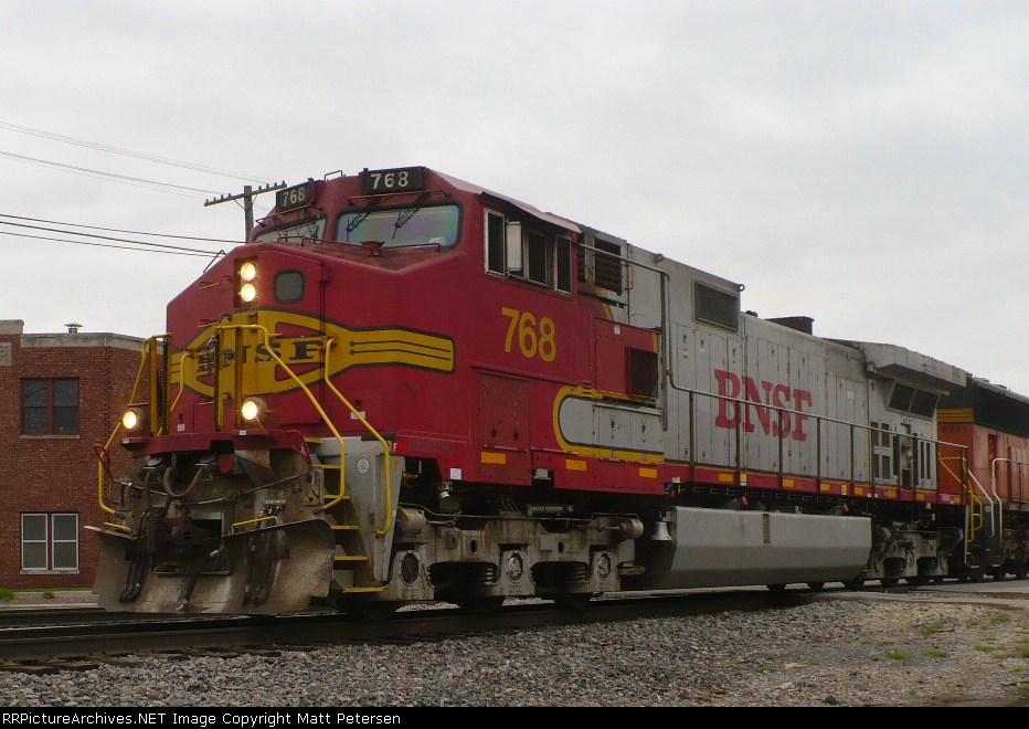 BNSF 768